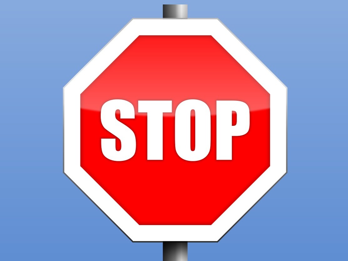 Für noch mehr Sicherheit: Neues Stop-Schild am Kreisverkehr Lagerstraße ...
